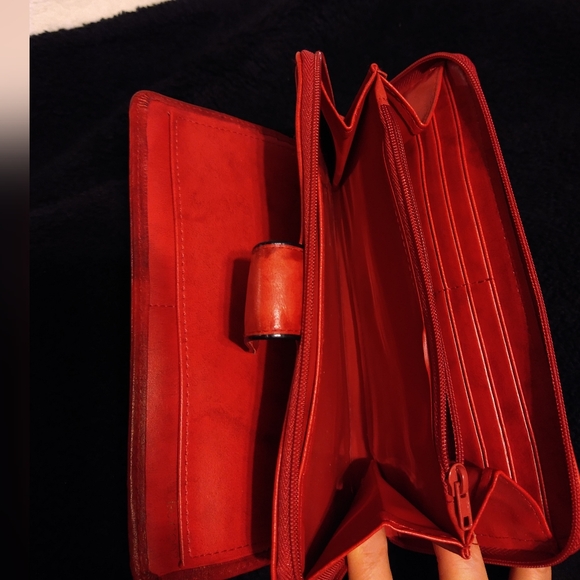 Buxton | Bags | Buxton Heiress Tab Ensemble Checkbook Wallet Red | Poshmark